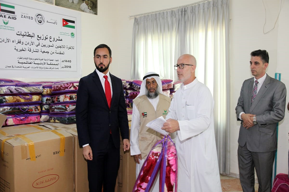 MoFAIC || News || UAE Embassy distributes aid in Jordan