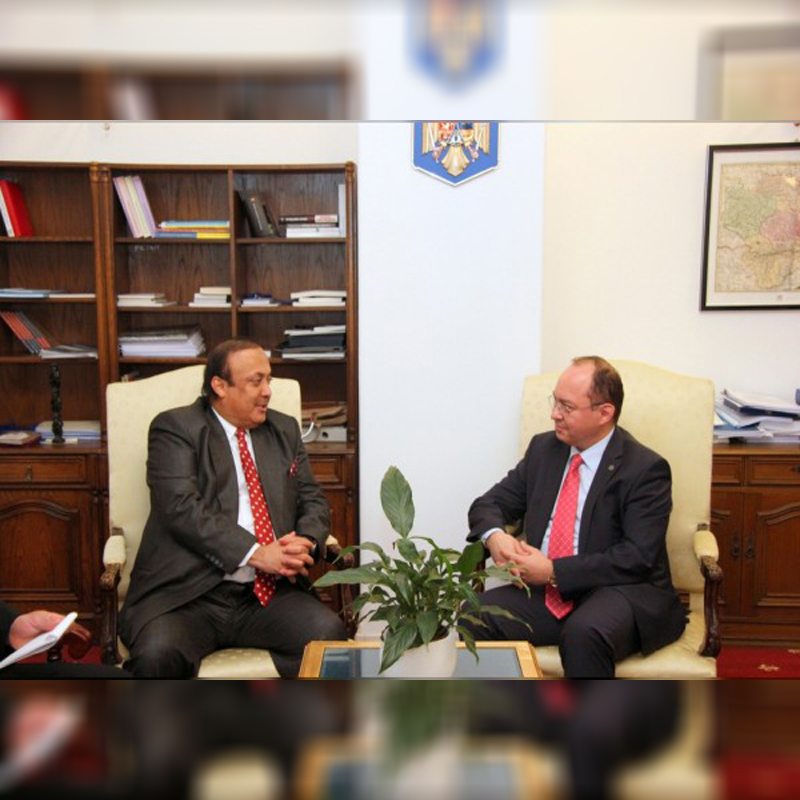 MoFAIC || News || UAE Ambassador in Bucharest meets Romania's ...