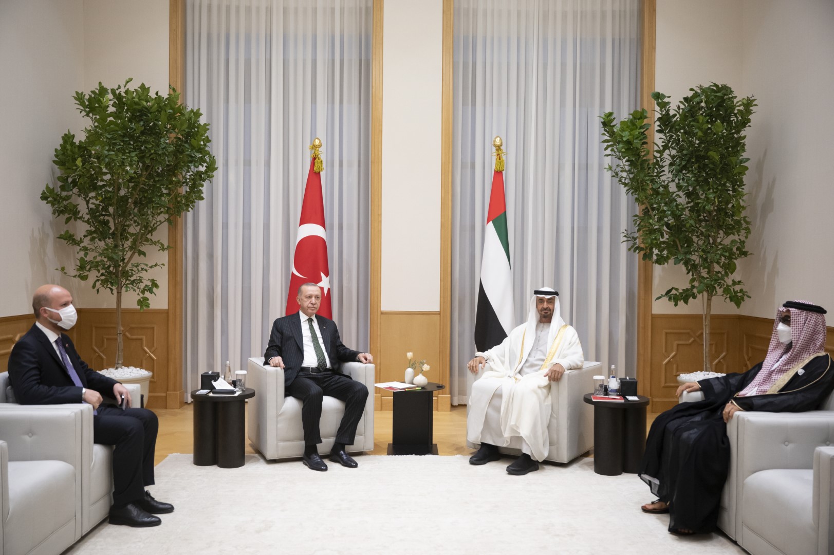 His Highness Sheikh Mohamed bin Zayed, President of Turkey review ...