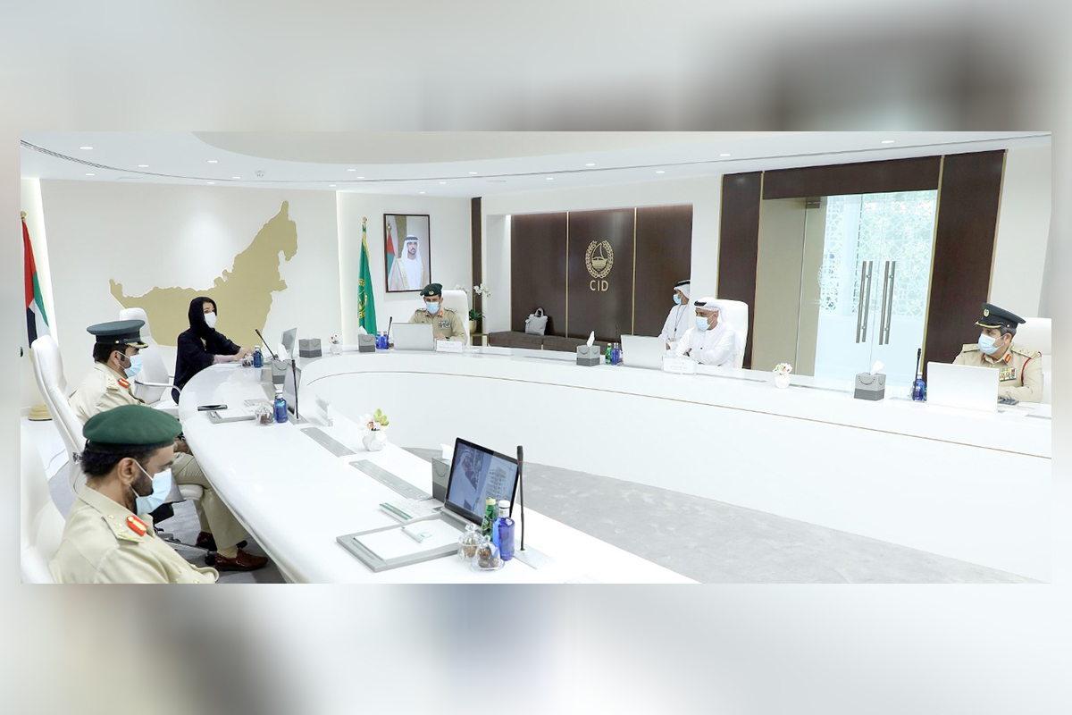 Reem bint Ibrahim Al Hashemy visits Dubai Police General HQ, reviews ...