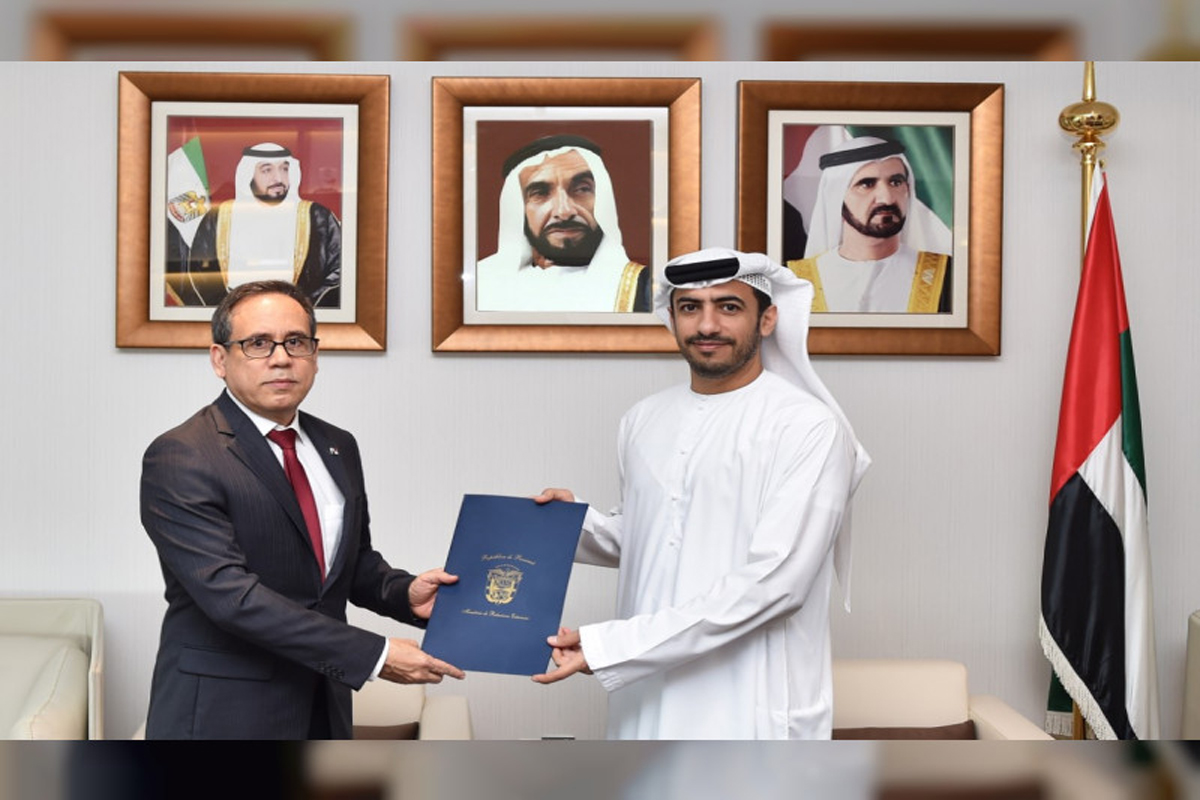 MoFAIC receives copy of credentials of Panamanian Ambassador to the UAE.